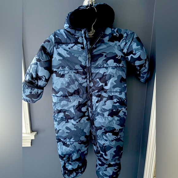GAP | Jackets & Coats | Babygap Bluegray Dinosaur Camo Hooded Snowsuit ...